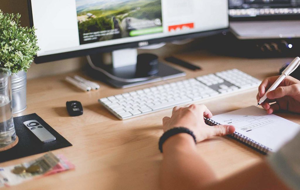 Outstanding - Rak Design